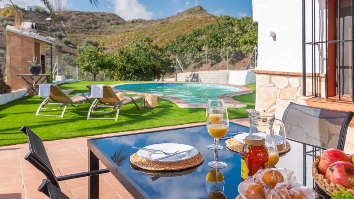 55 M² Huis ∙ 2 Slaapkamers ∙ 4 Gasten - Comares