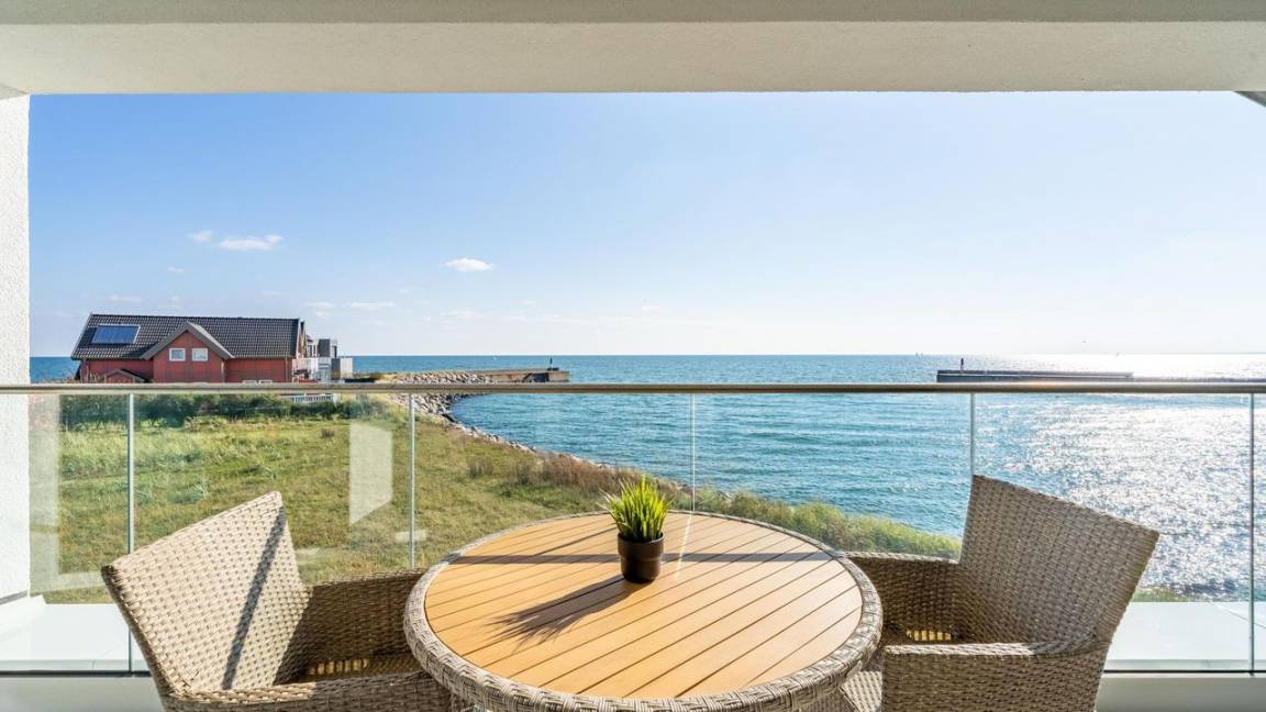 106 M² Ferienwohnung ∙ 2 Schlafzimmer ∙ 4 Gäste - Ostsee