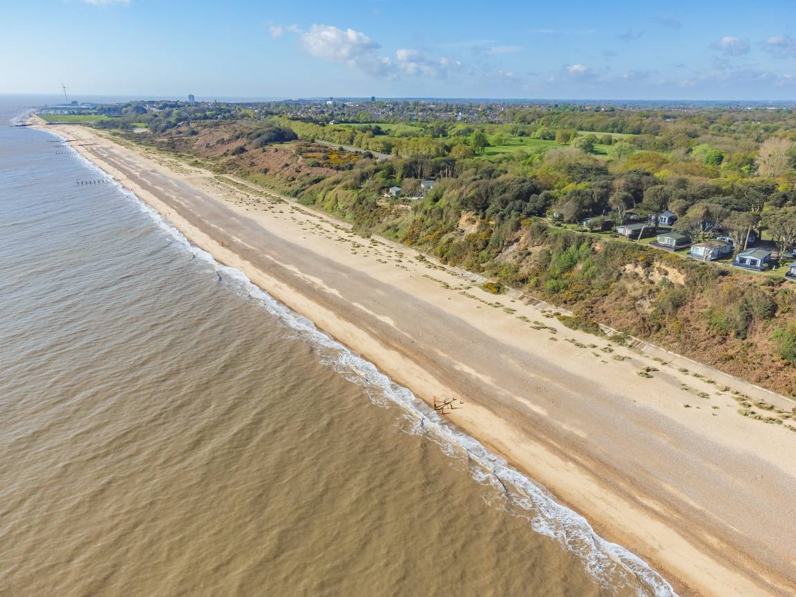 Cottage ∙ 2 Bedrooms ∙ 4 Guests - Lowestoft