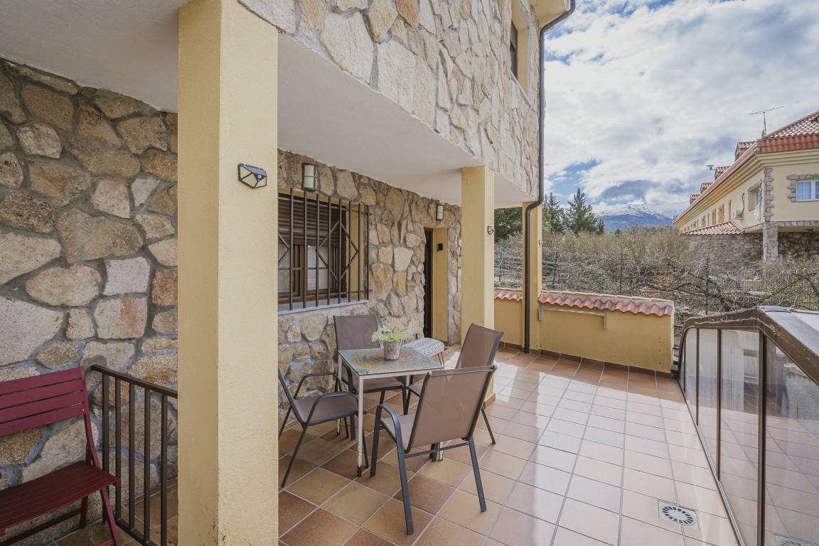 90 M² Casa ∙ 2 Habitaciones ∙ 7 Huéspedes - Mijares