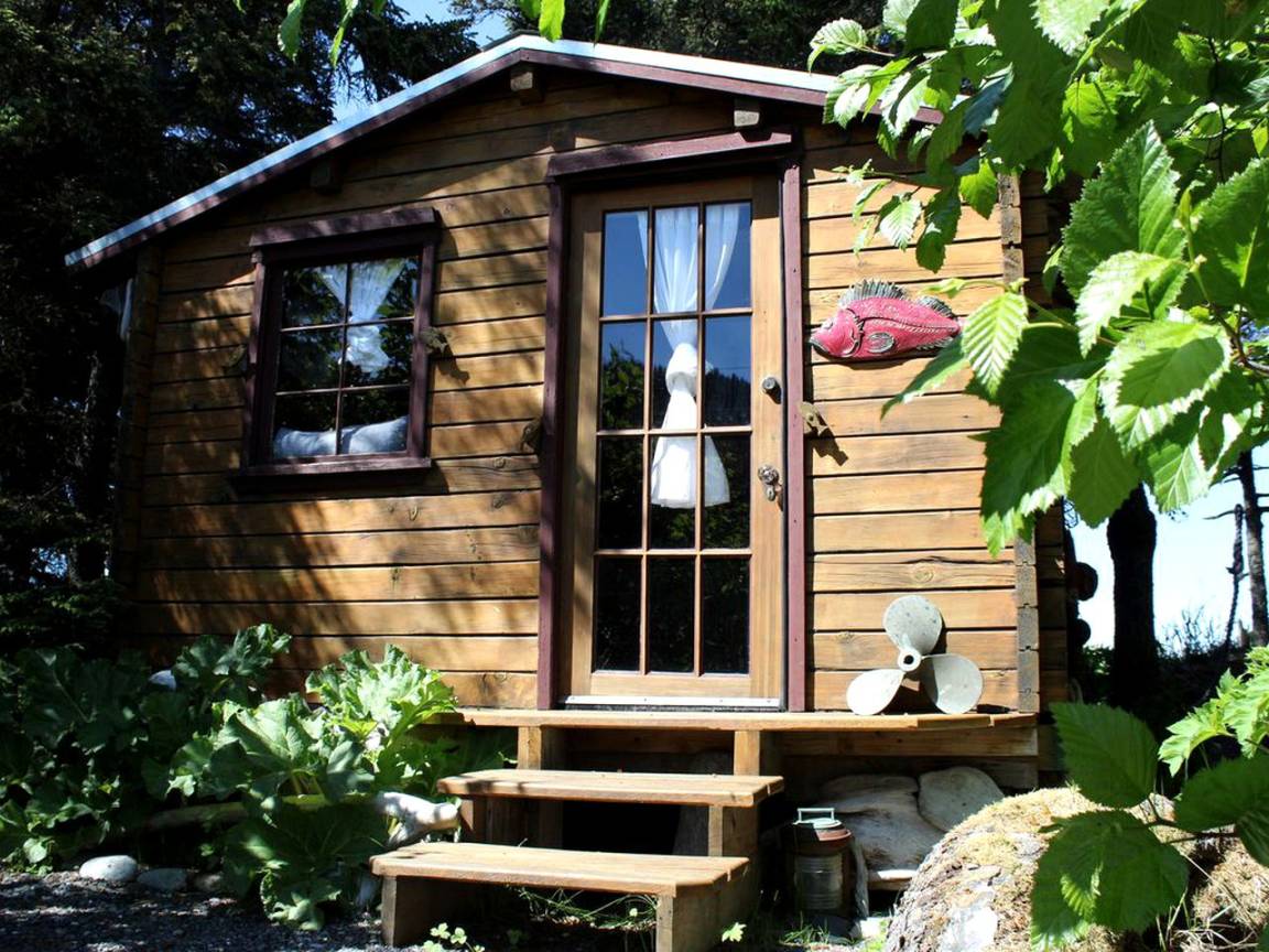 House ∙ 1 Bedroom ∙ 3 Guests - Seldovia, AK