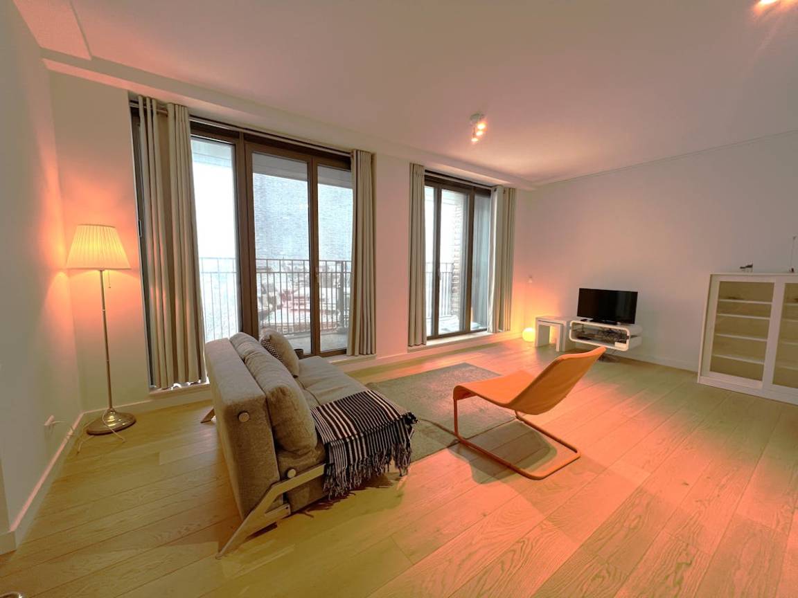 69 M² Huoneisto ∙ 1 Makuuhuone ∙ 2 Vierasta - Róterdam