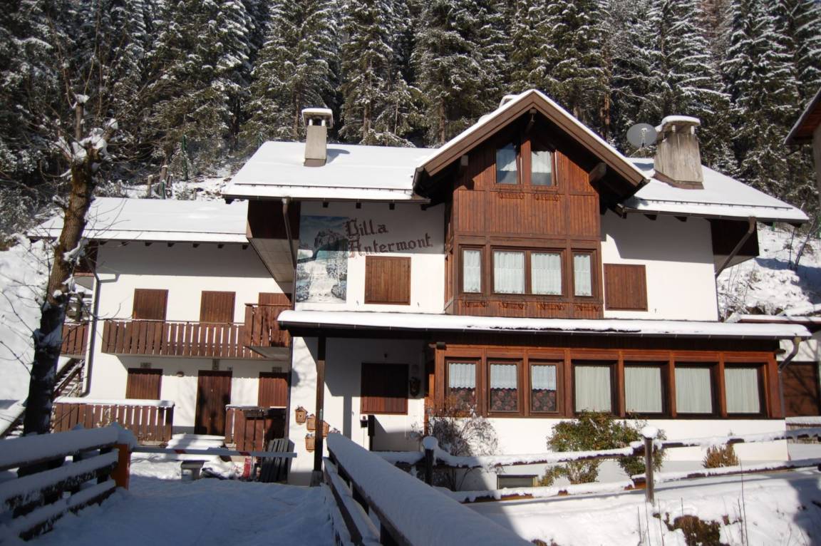 80 M² Apartment ∙ 3 Bedrooms ∙ 5 Guests - Canazei