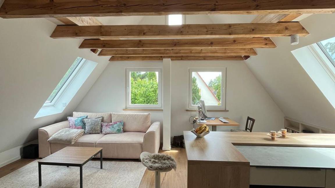 61 M² Ferienwohnung ∙ 1 Schlafzimmer ∙ 4 Gäste - Schneverdingen