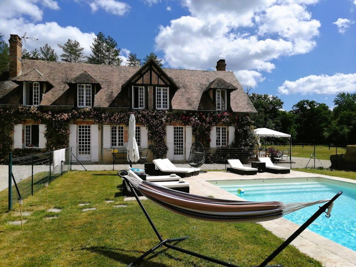 250 M² Cottage ∙ 7 Chambres ∙ 14 Personnes - Loiret