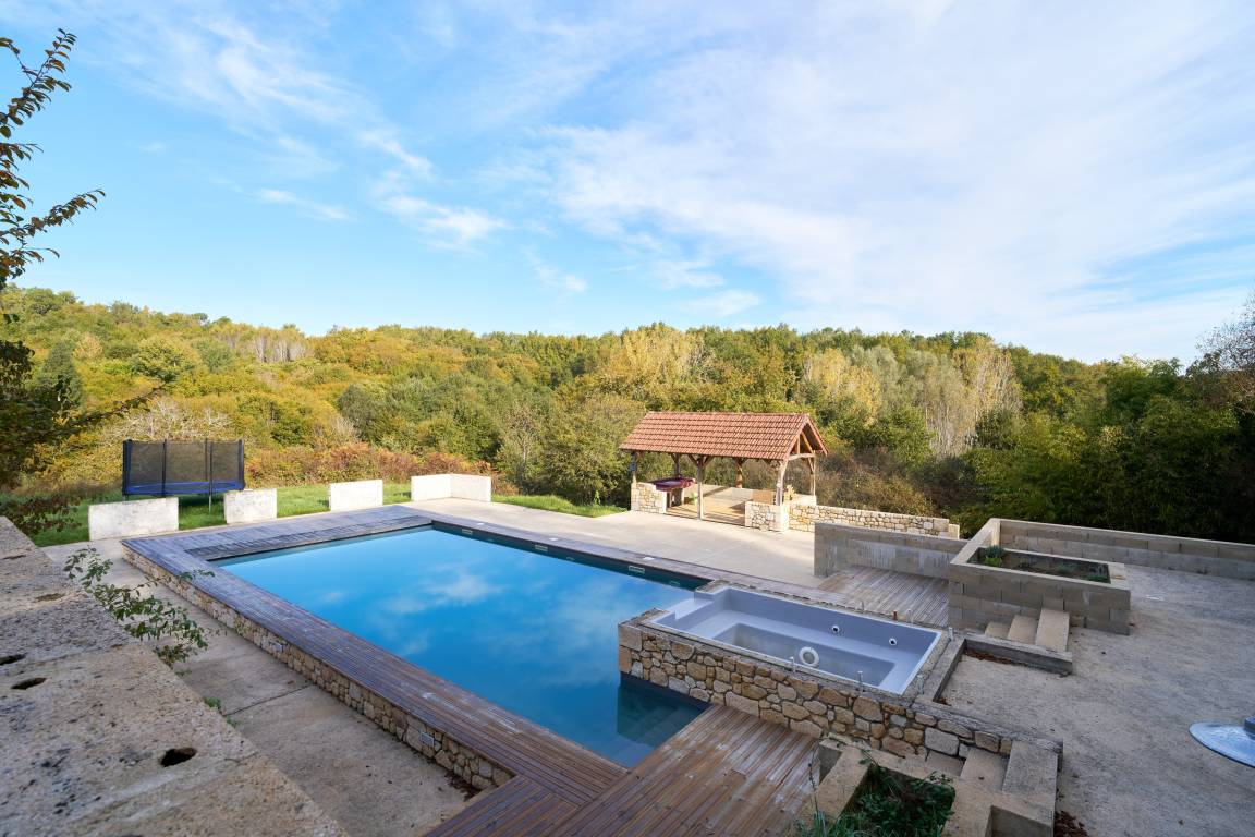 90 M² House ∙ 2 Bedrooms ∙ 4 Guests - Dordogne