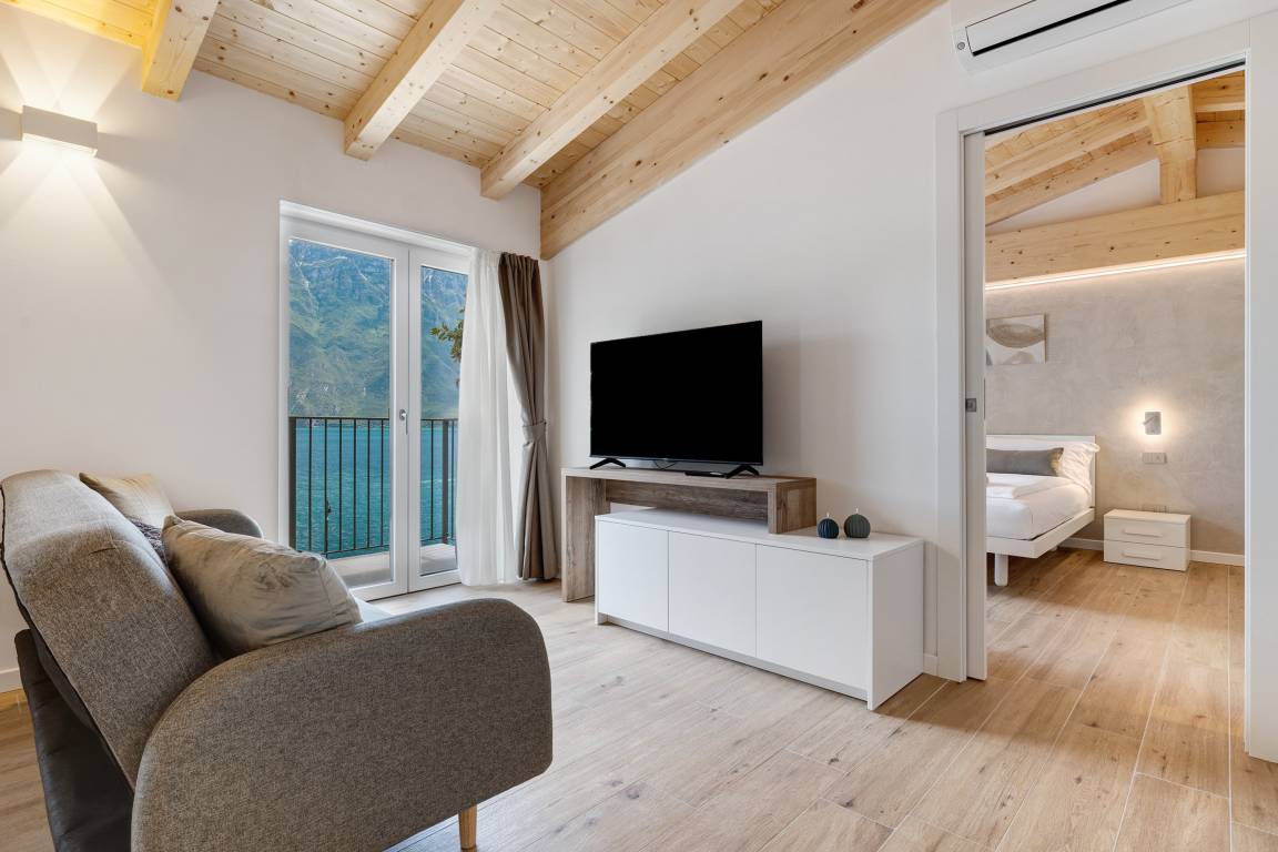 80 M² Appartamento Vacanza ∙ 2 Camere Da Letto ∙ 4 Ospiti - Limone Sul Garda