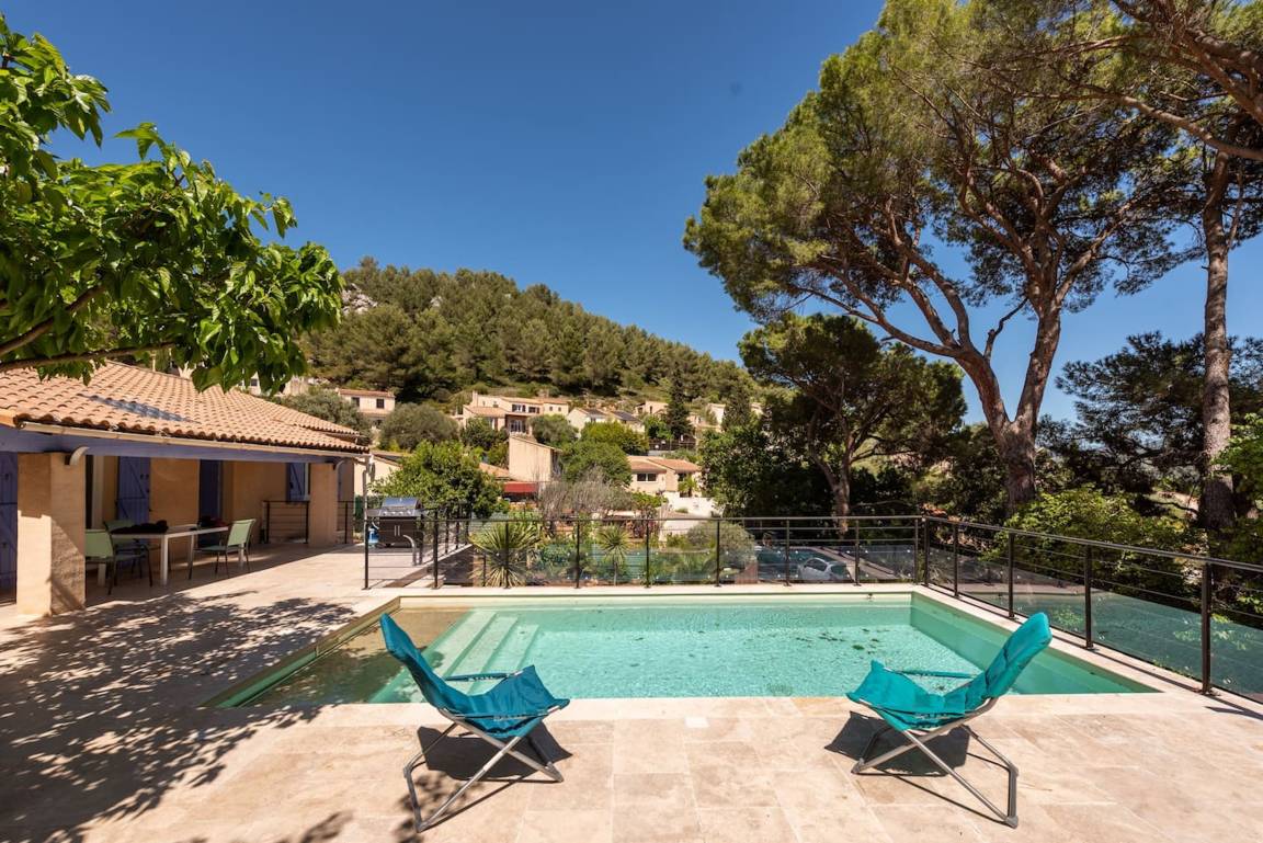 90 M² Villa ∙ 3 Chambres ∙ 8 Personnes - Gémenos
