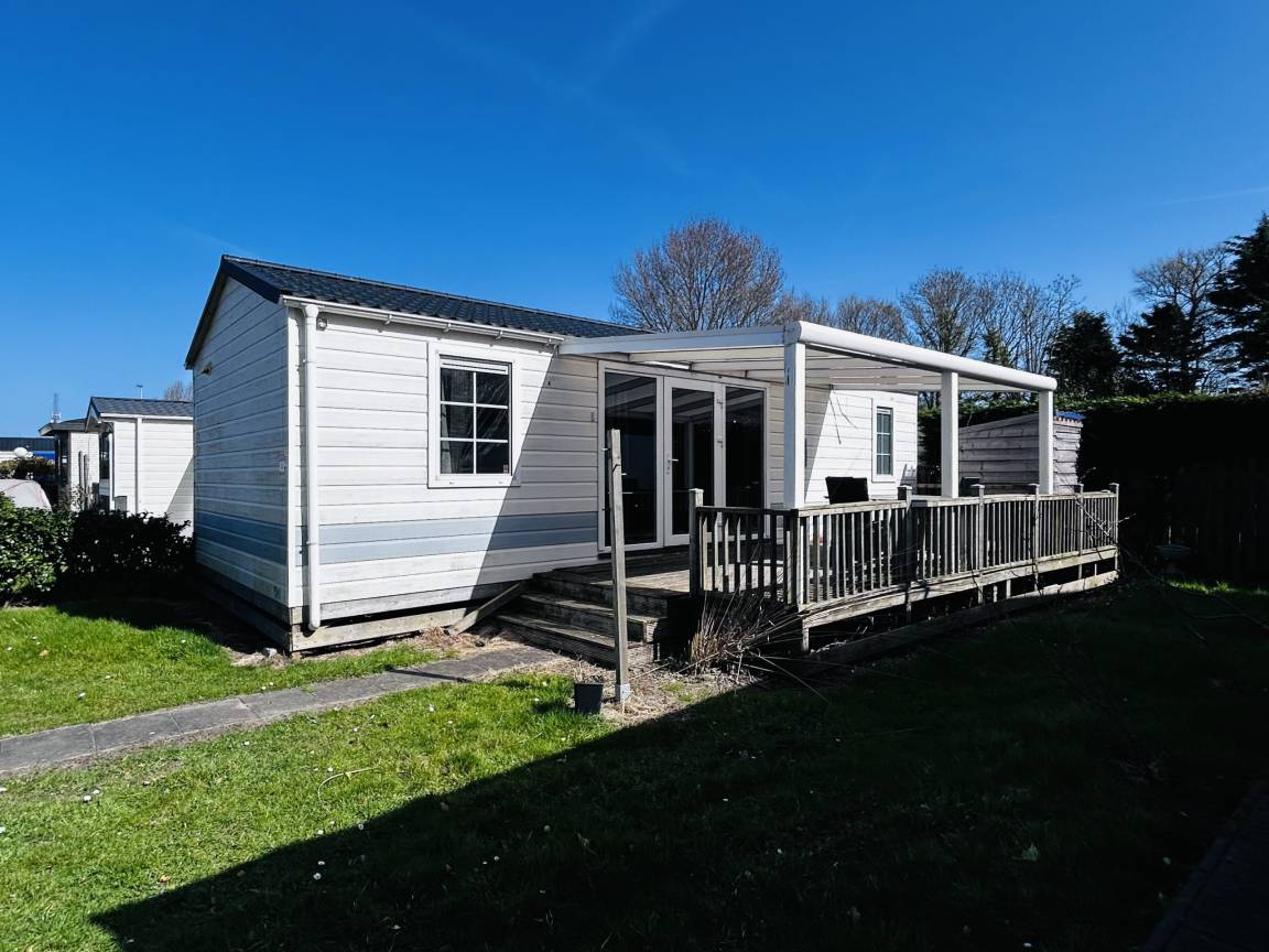 50 M² Chalet ∙ 2 Bedrooms ∙ 4 Guests - Oostkapelle