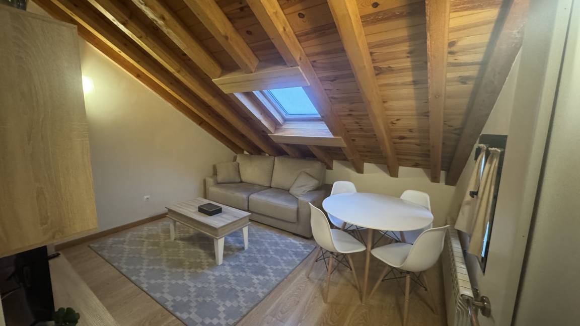 39 M² Apartamento ∙ 1 Habitación ∙ 2 Huéspedes - Soria