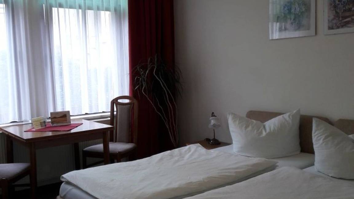 Hotel ∙ 2 Guests - Eisenach