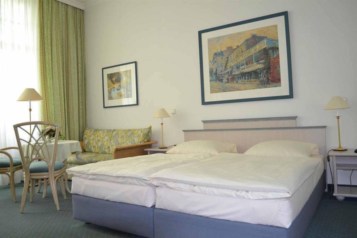 38 M² Ferienwohnung ∙ 2 Gäste - Bad Pyrmont