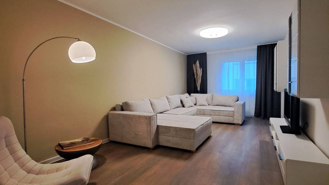 112 M² Ferienhaus ∙ 2 Schlafzimmer ∙ 6 Gäste - Düsseldorf