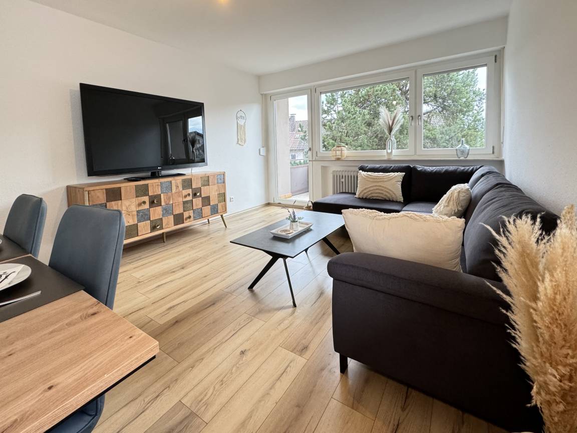 80 M² Apartment ∙ 2 Bedrooms ∙ 5 Guests - Sindelfingen