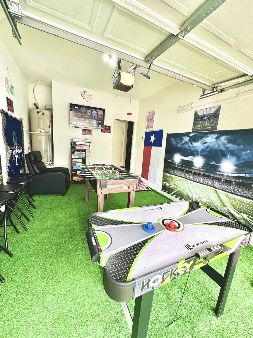 House ∙ 3 Bedrooms ∙ 16 Guests - Bedford, TX