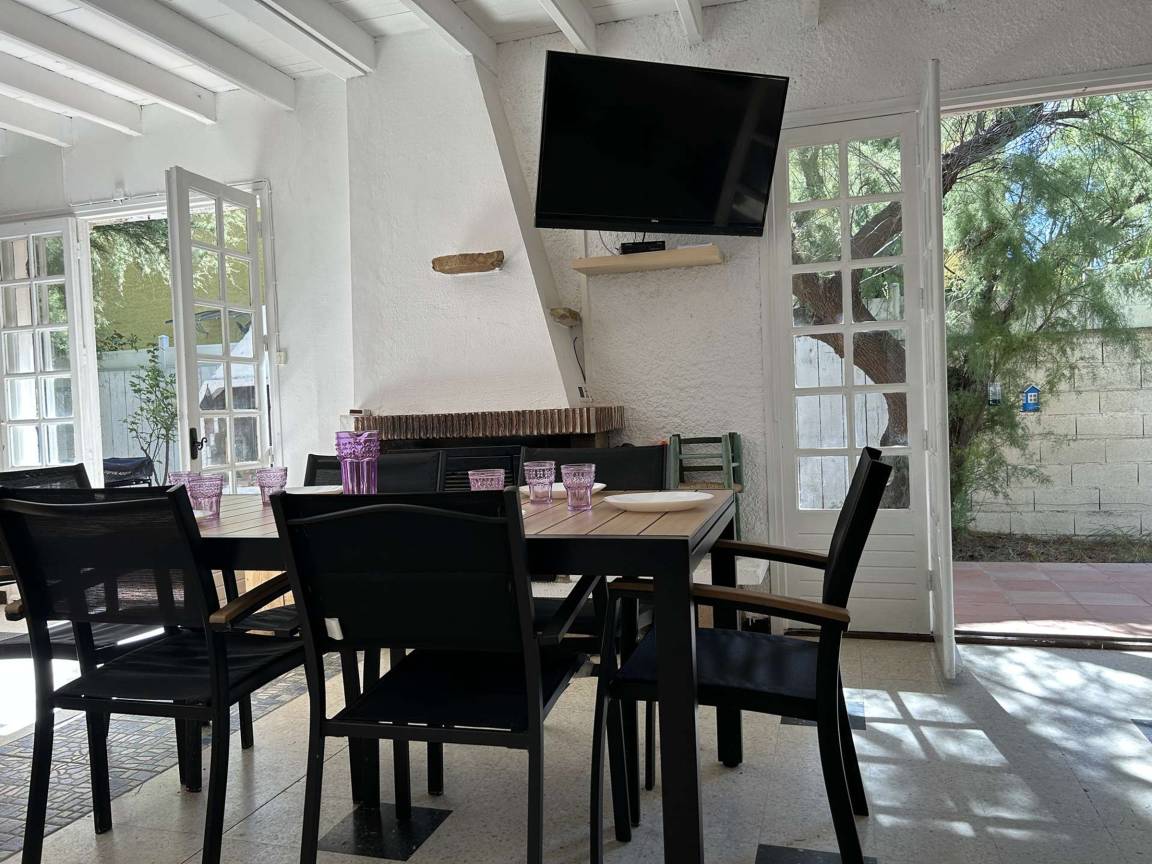 82 M² Ferienhaus ∙ 4 Schlafzimmer ∙ 8 Gäste - Fleury