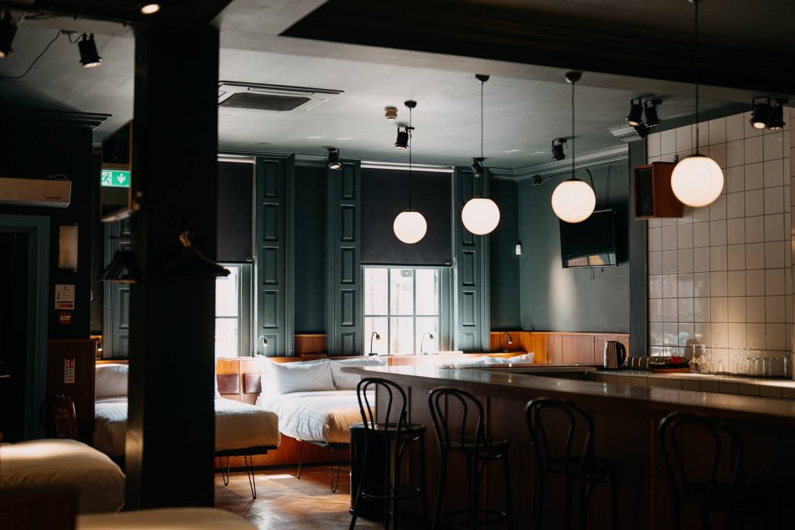 160 M² Apartment ∙ 1 Bedroom ∙ 18 Guests - Belfast