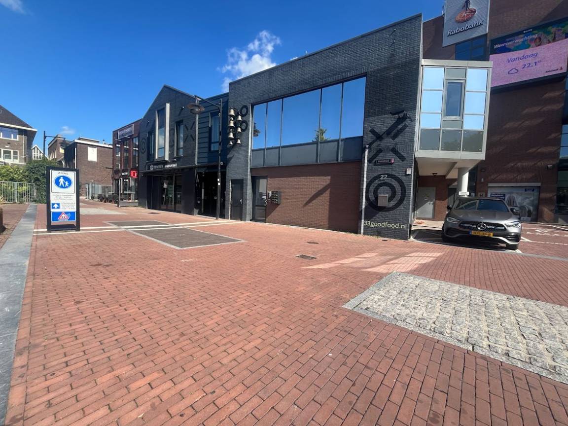 74 M² Apartment ∙ 1 Bedroom ∙ 2 Guests - Veghel
