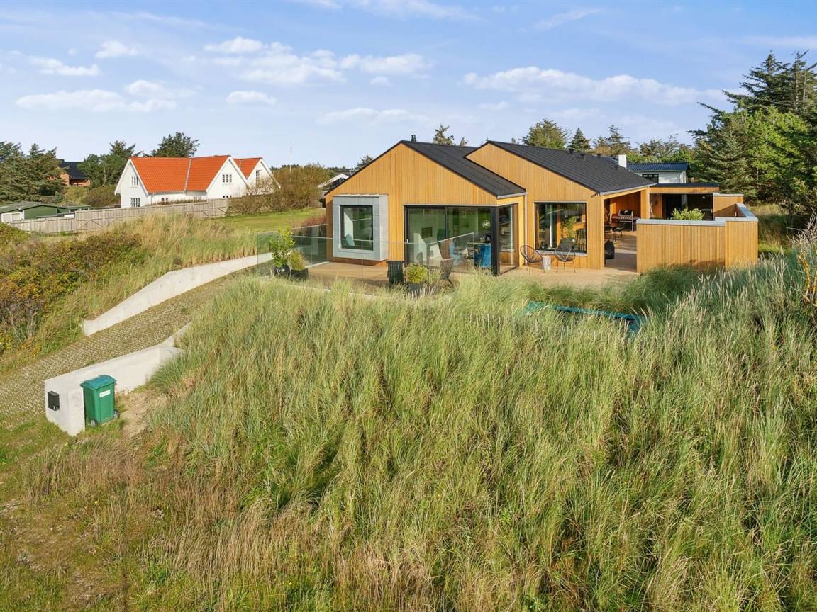 167 M² Ferienhaus ∙ 1 Schlafzimmer ∙ 8 Gäste - Blokhus