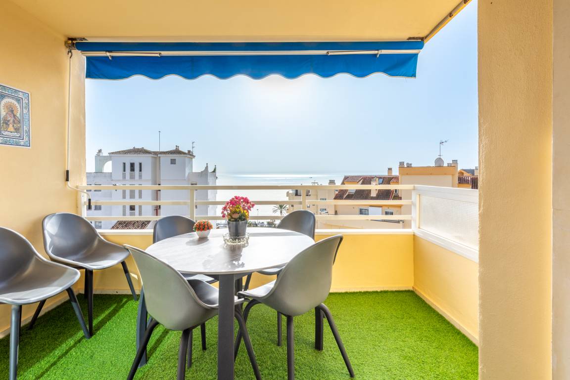 80 M² Apartment ∙ 3 Bedrooms ∙ 6 Guests - Benalmádena