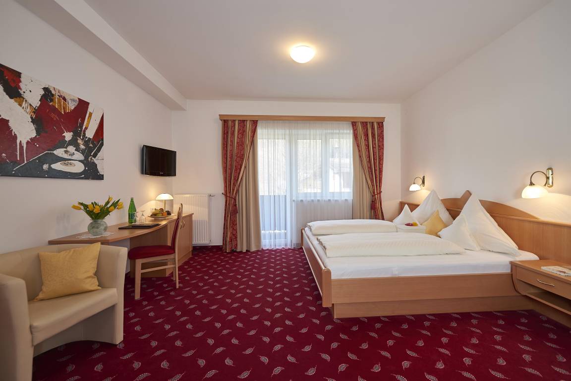 32 M² Hotelli ∙ 1 Makuuhuone ∙ 3 Vierasta - Rauris