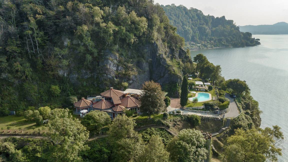 350 M² Villa ∙ 4 Habitaciones ∙ 8 Huéspedes - Meina