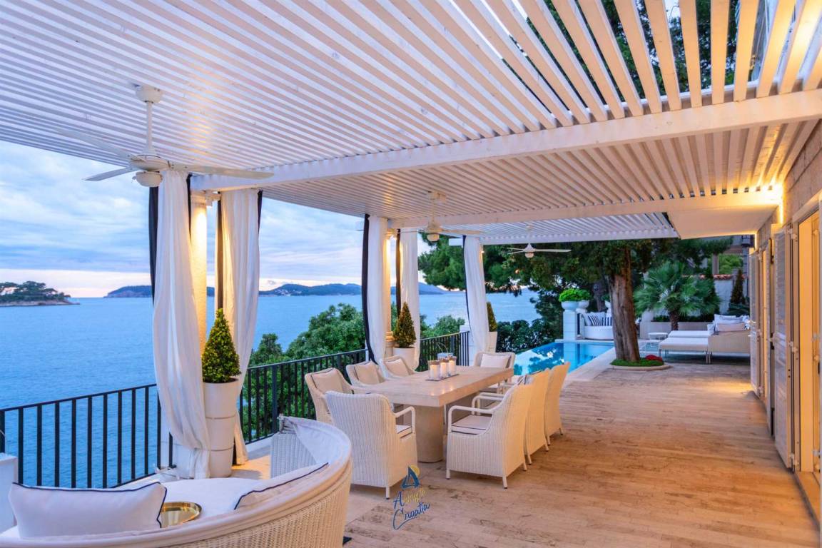 280 M² Villa ∙ 5 Makuuhuonetta ∙ 9 Vierasta - Dubrovnik