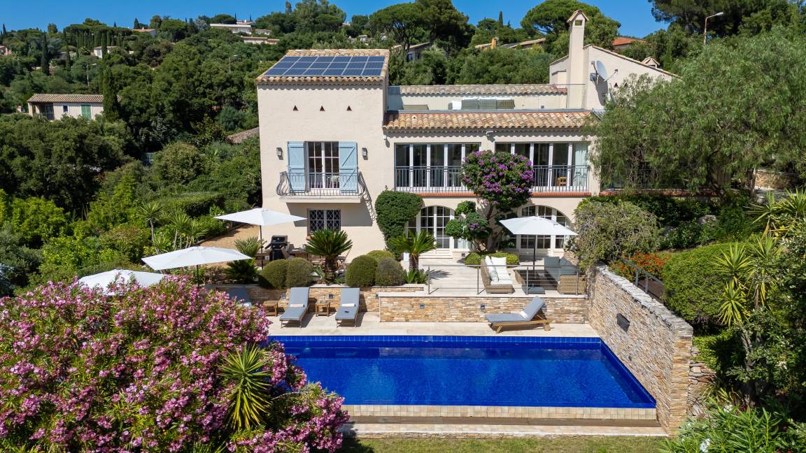 280 M² Vivenda ∙ 4 Quartos ∙ 8 Hóspedes - Ramatuelle