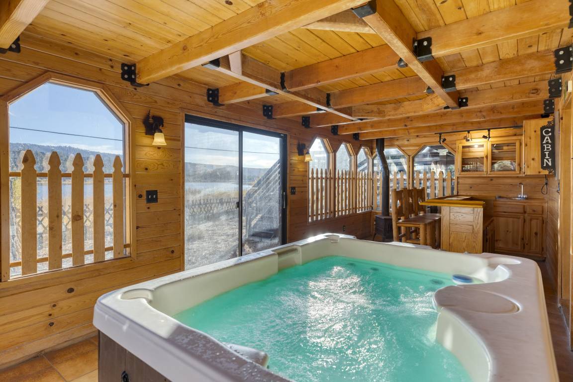 248 M² House ∙ 4 Bedrooms ∙ 10 Guests - Big Bear Lake, CA