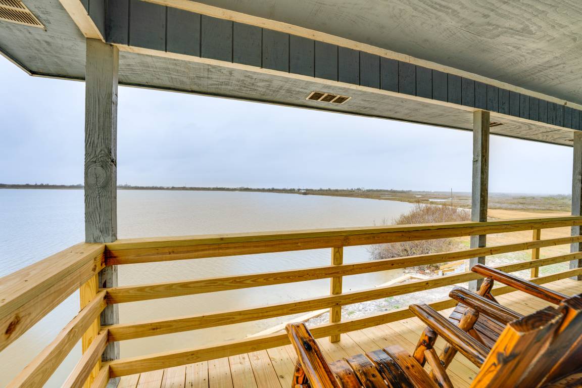 204 M² Cottage ∙ 2 Bedrooms ∙ 7 Guests - Port Lavaca, TX
