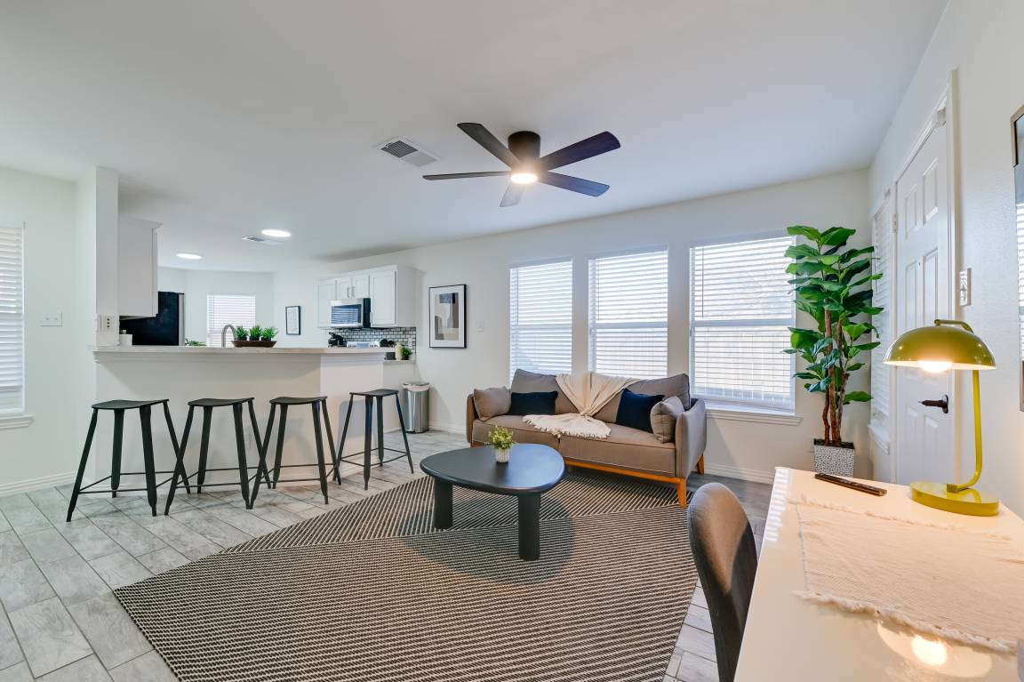 139 M² Casa ∙ 1 Habitación ∙ 2 Huéspedes - Allen