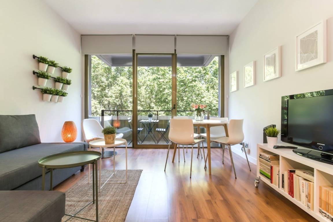 65 M² Apartamento ∙ 4 Huéspedes - Madrid
