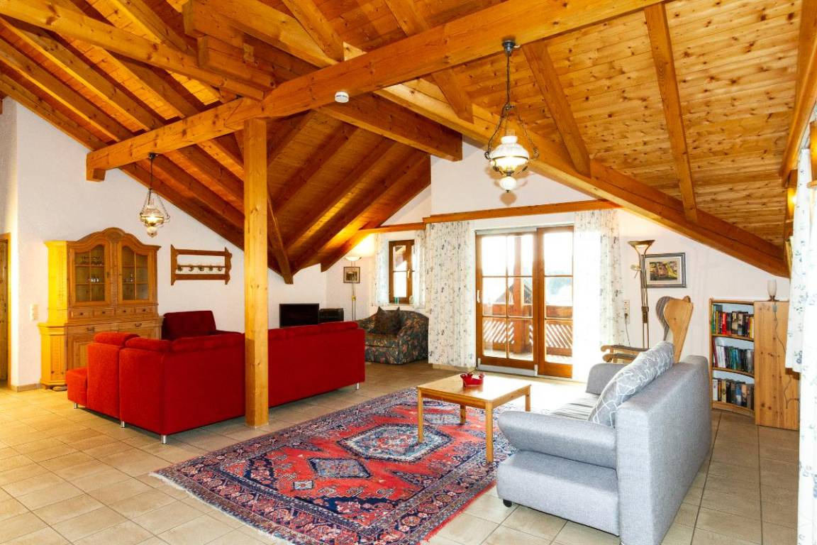 130 M² Ferienwohnung ∙ 2 Schlafzimmer ∙ 4 Gäste - Bischofsmais