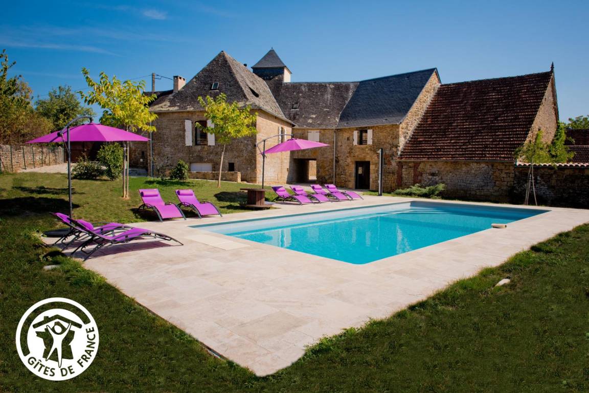 150 M² Gîte ∙ 2 Chambres ∙ 4 Personnes - Turenne