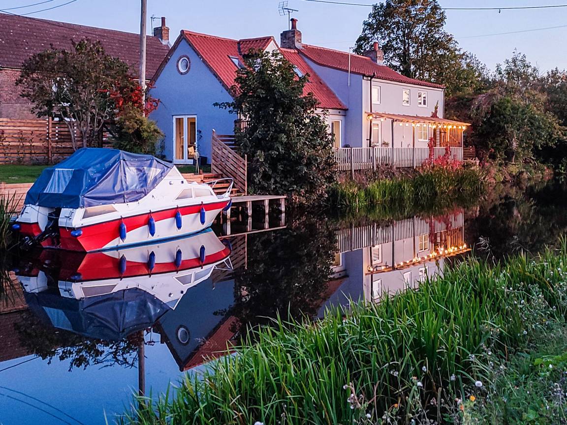 Cottage ∙ 4 Bedrooms ∙ 8 Guests - Cambridgeshire