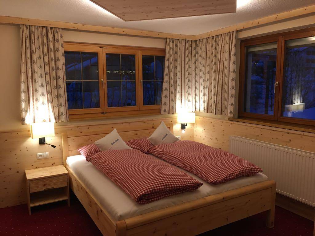 79 M² Apartment ∙ 3 Bedrooms ∙ 6 Guests - Galtür