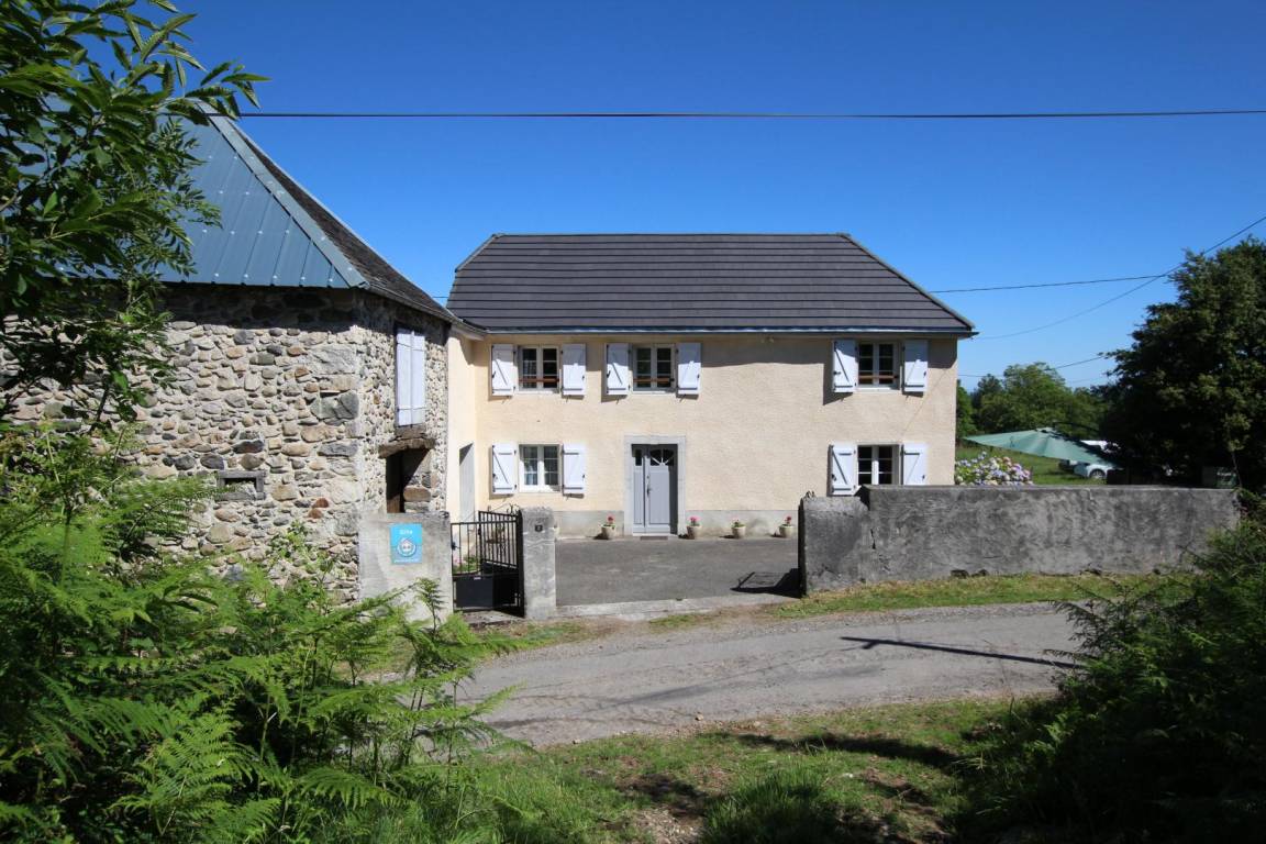 130 M² Gîte ∙ 4 Chambres ∙ 8 Personnes - Pyrénées-Atlantiques
