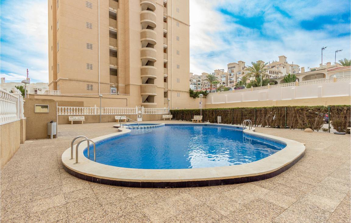 61 M² Ferienwohnung ∙ 2 Schlafzimmer ∙ 4 Gäste - Torrevieja