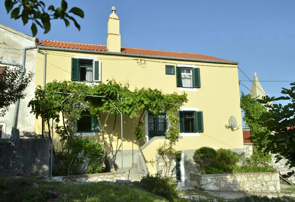 80 M² Maison De Vacances ∙ 2 Chambres ∙ 4 Personnes - Cres