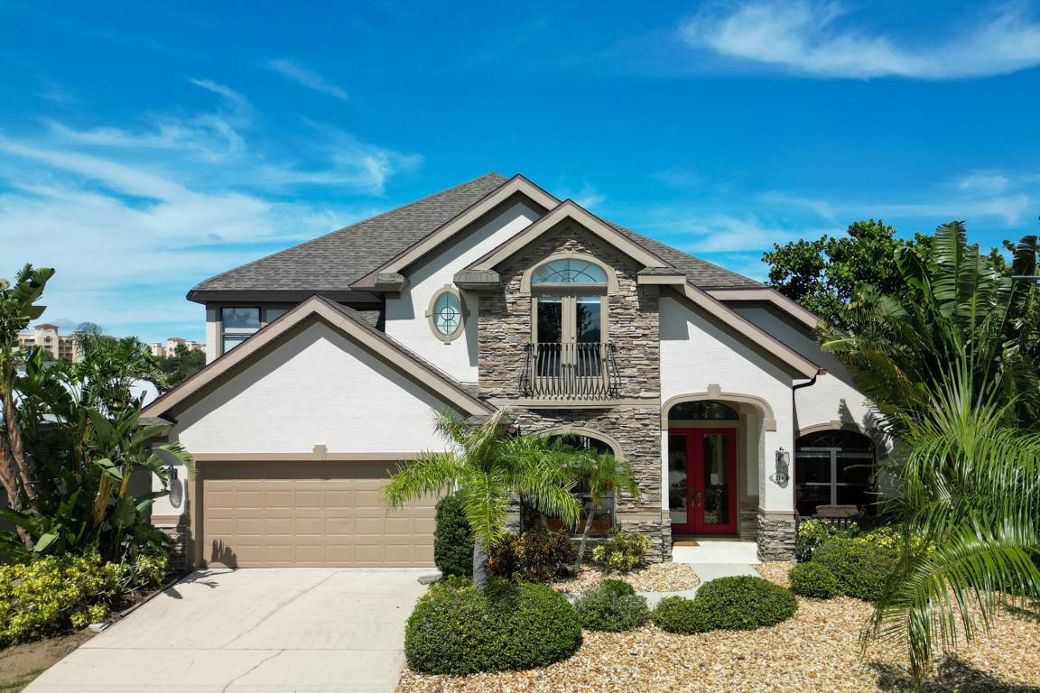 374 M² House ∙ 7 Bedrooms ∙ 14 Guests - New Smyrna Beach, FL