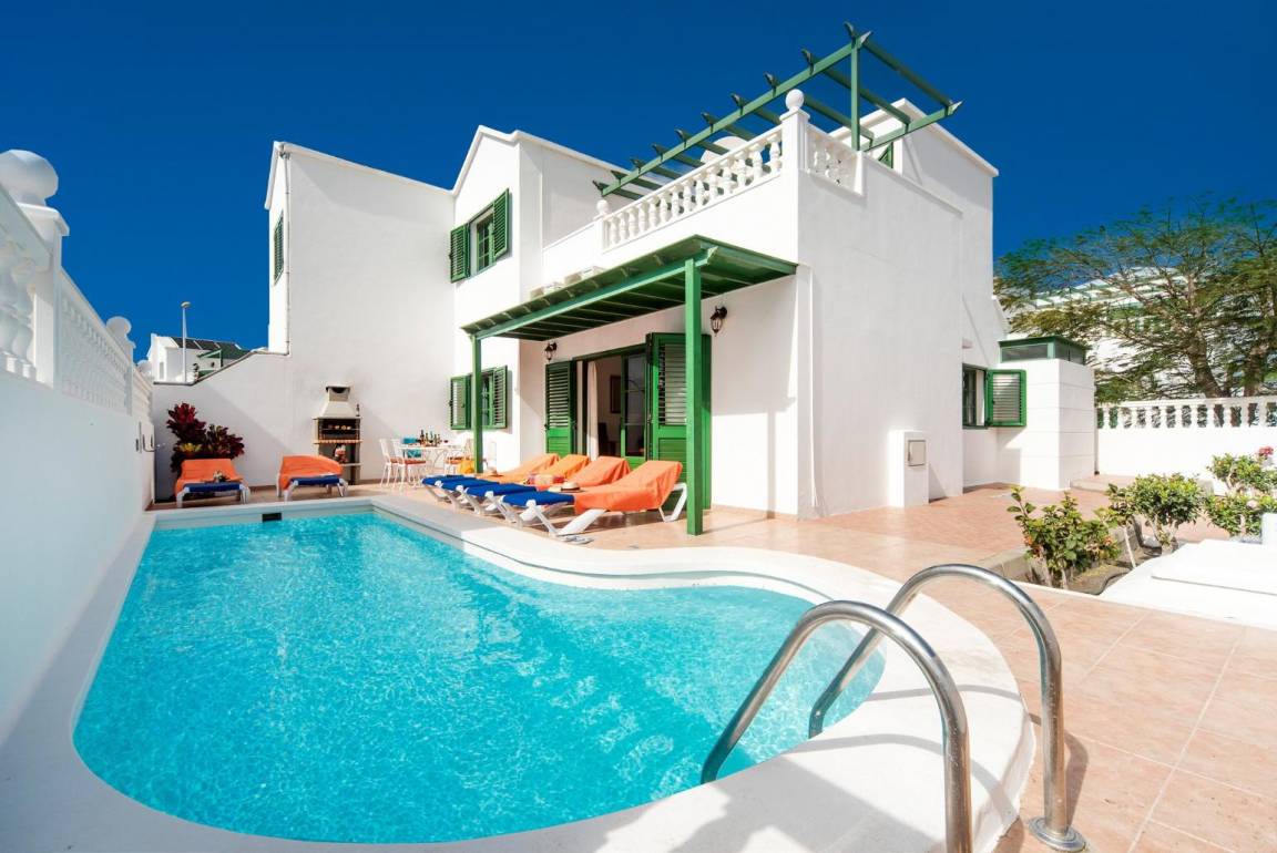 180 M² Villa ∙ 3 Schlafzimmer ∙ 6 Gäste - Lanzarote