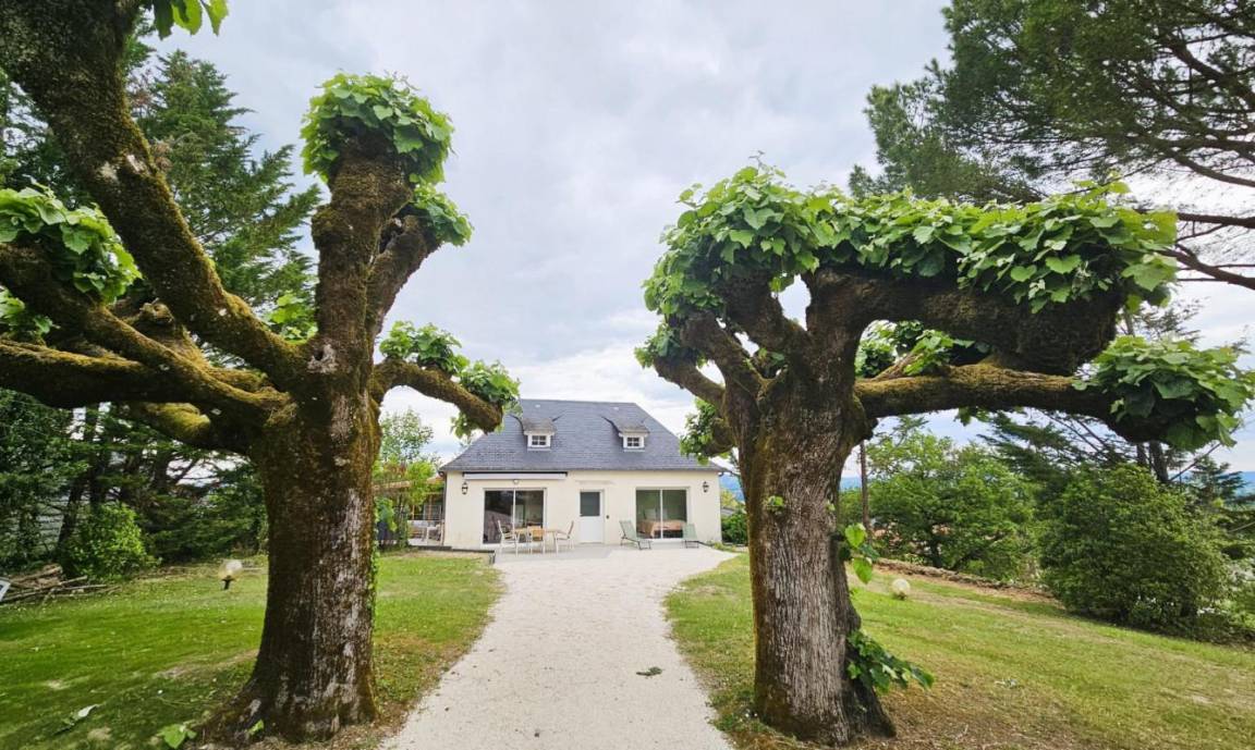 50 M² Gîte ∙ 2 Chambres ∙ 4 Personnes - Brive-la-Gaillarde