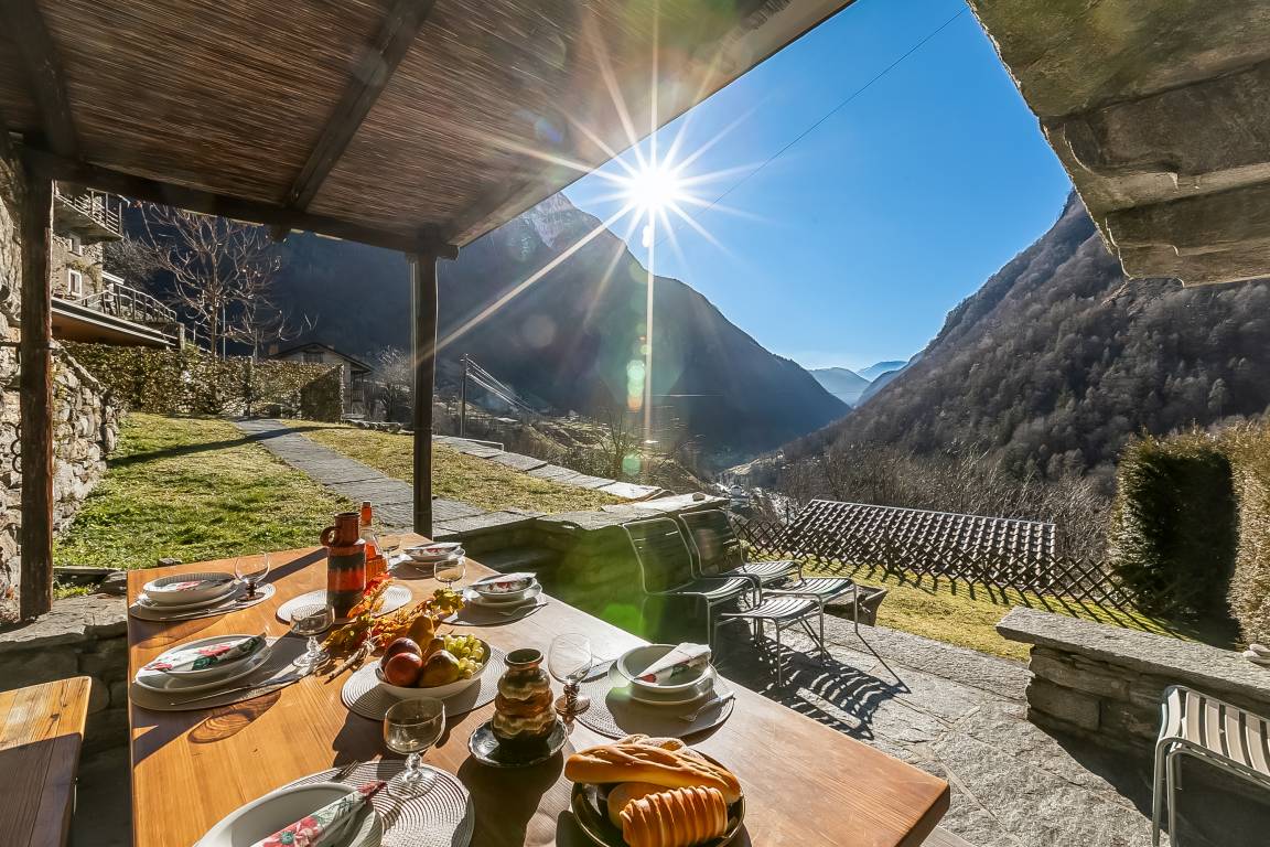 90 M² Chalet ∙ 3 Schlafzimmer ∙ 6 Gäste - Verzasca