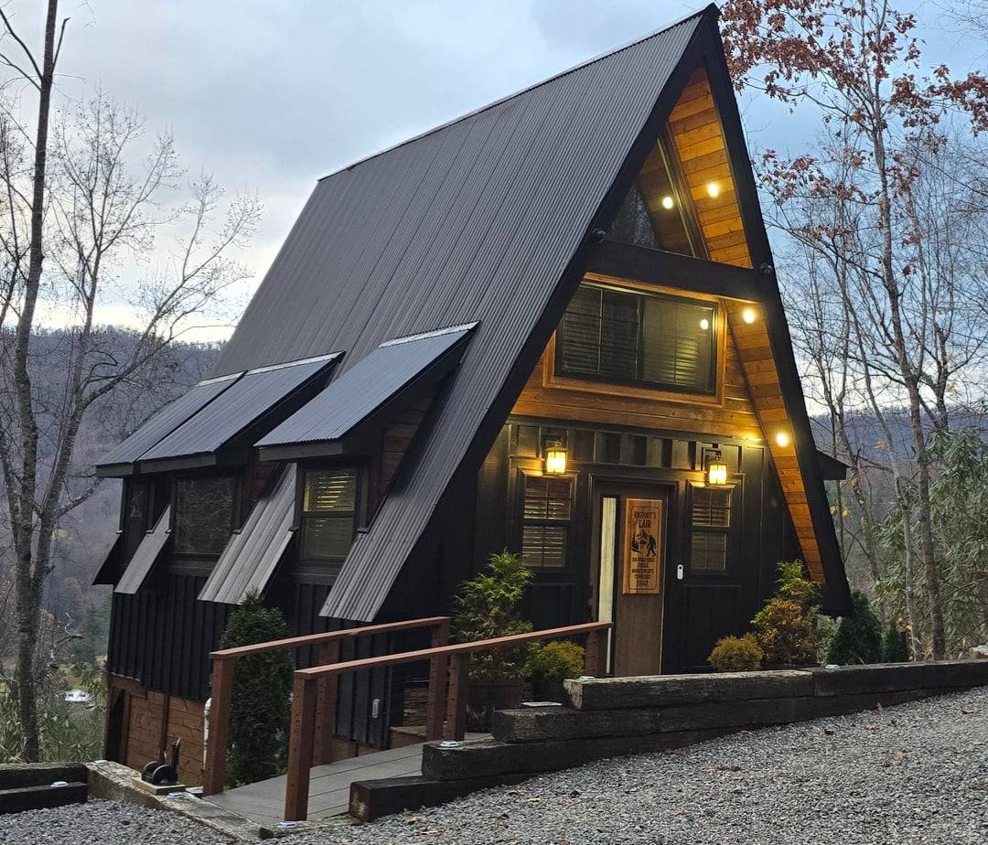 House ∙ 1 Bedroom ∙ 2 Guests - Mountain City, TN