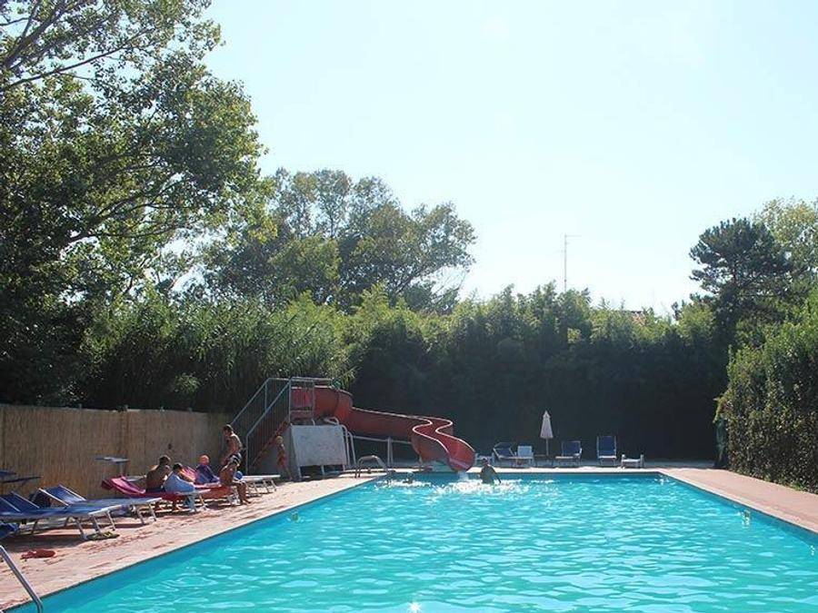 Caravan ∙ 2 Bedrooms ∙ 5 Guests - Marche