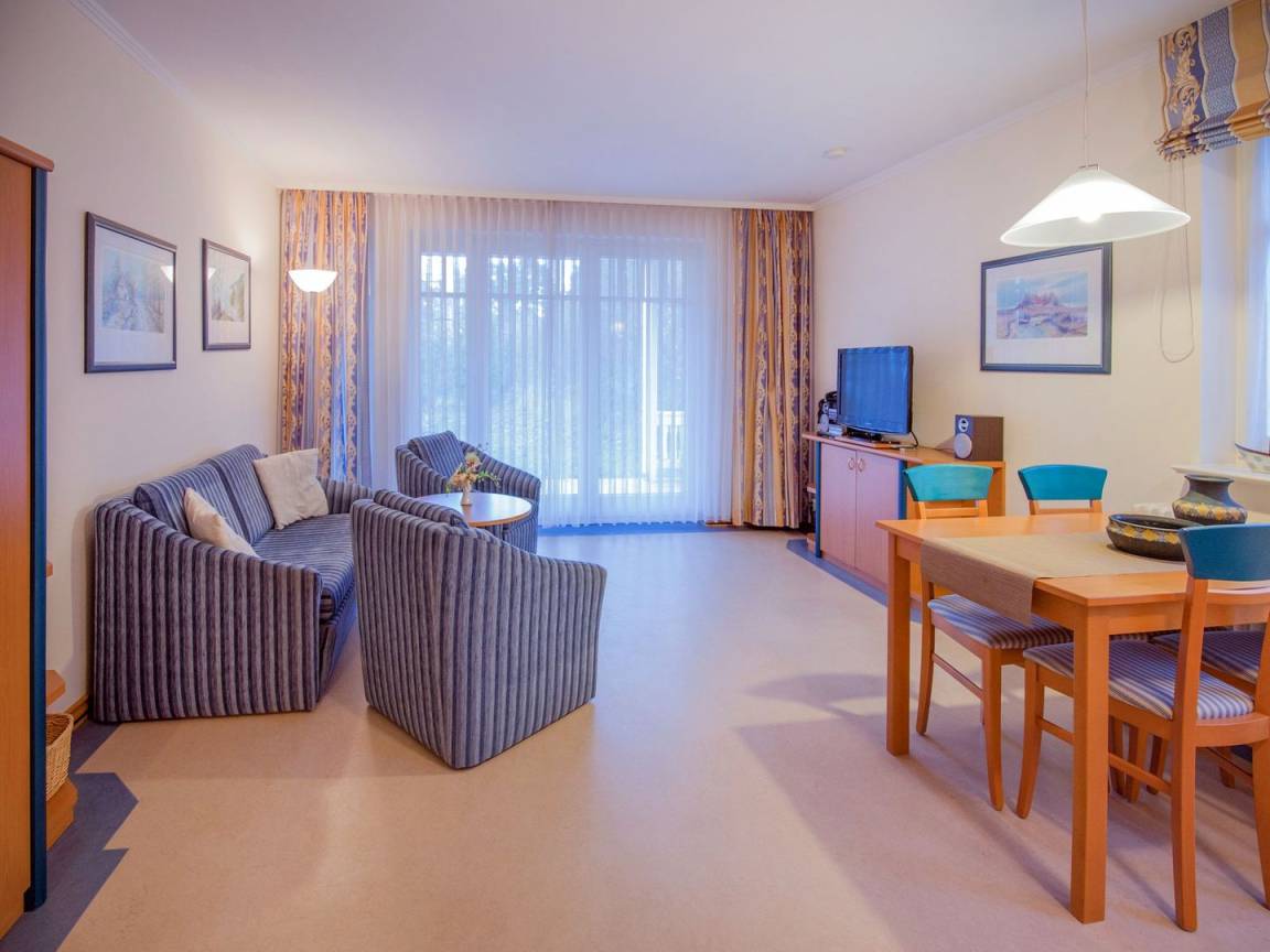 61 M² Ferienwohnung ∙ 1 Schlafzimmer ∙ 4 Gäste - Binz