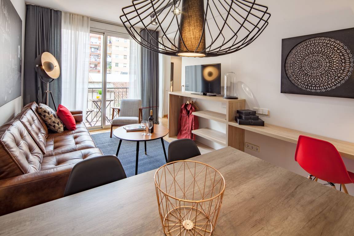 62 M² Apartment ∙ 2 Bedrooms ∙ 4 Guests - Barcelona