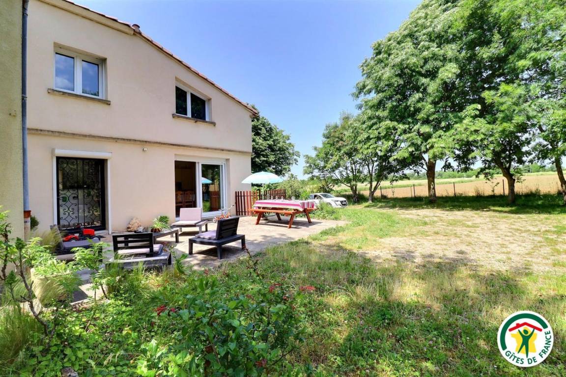 110 M² Gîte ∙ 3 Chambres ∙ 4 Personnes - Chabeuil