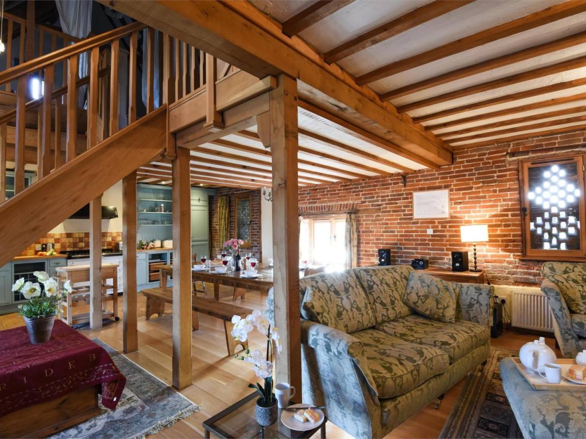 Cottage ∙ 3 Bedrooms ∙ 7 Guests - Holt