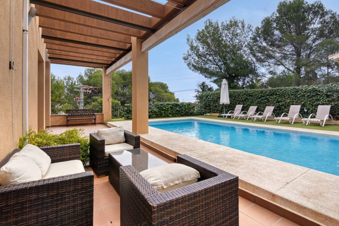 220 M² Villa ∙ 4 Habitaciones ∙ 8 Huéspedes - Calpe